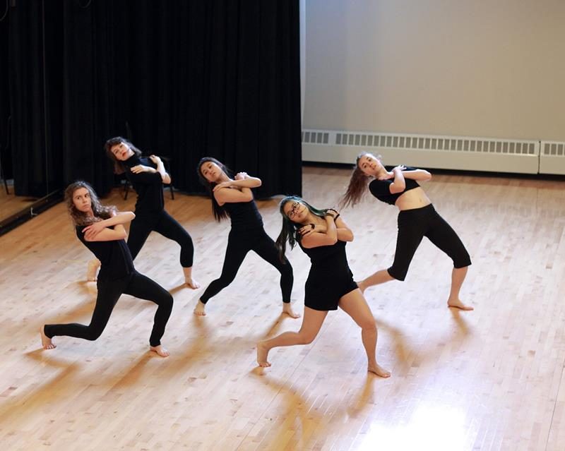 Experimental Dance Board Winter 2016 Showcase – Arts at Carleton ...