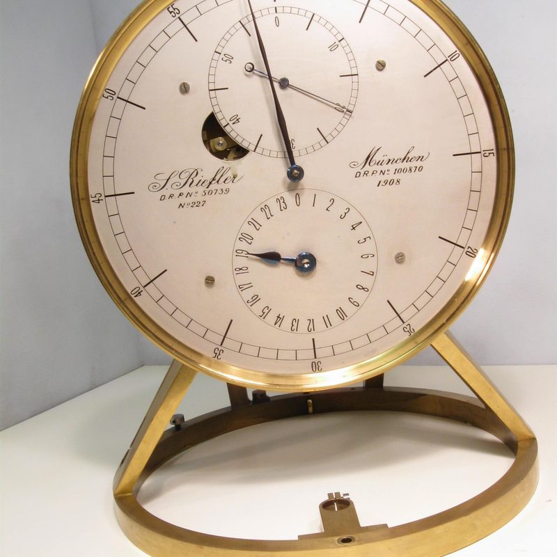 Riefler Tank Clock – Instrument Shop – Carleton College