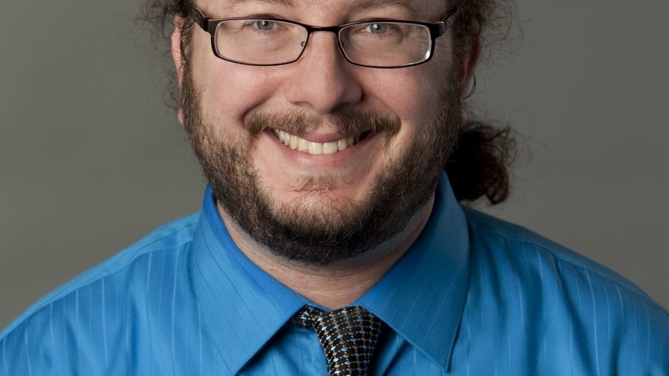 Klein Performs Violin With Syrian Oud Master – News – Carleton College