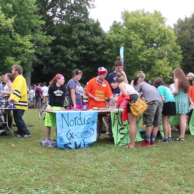 Video Feature: 2014 Activities Fair – News – Carleton College