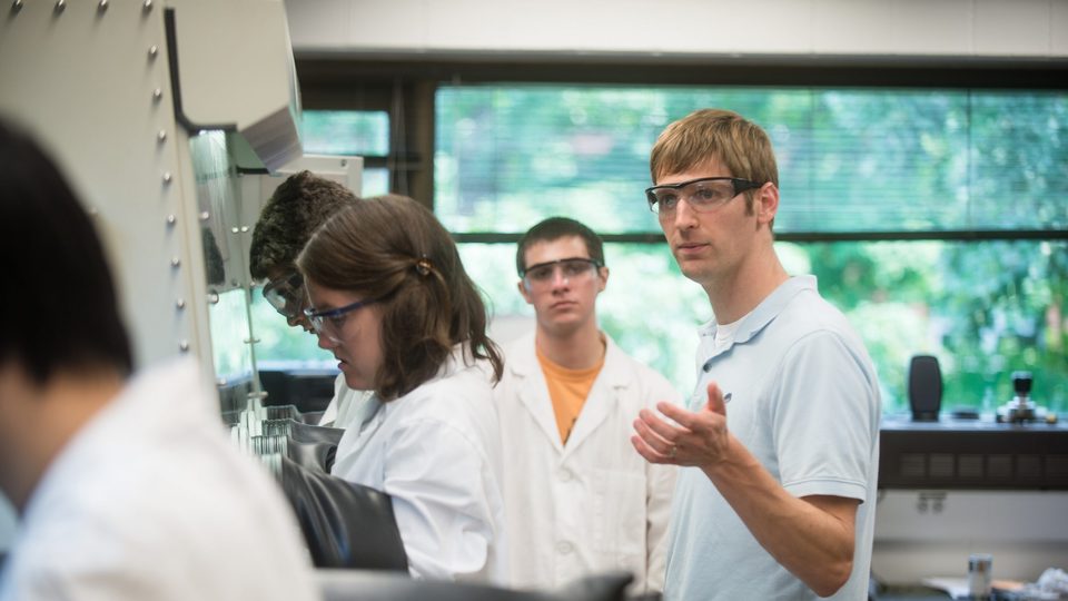 Chemistry grant gives Whited room to ‘see where the science leads us ...