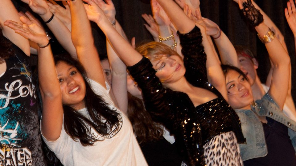 Photo Feature: Ebony II Performance – News – Carleton College