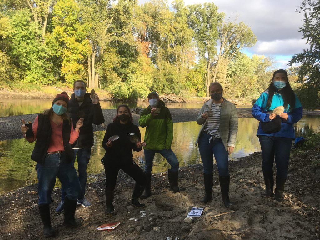 Student Naturalists – Cowling Arboretum – Carleton College