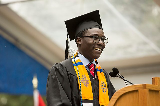 Walter Paul ’18 – Commencement – Carleton College