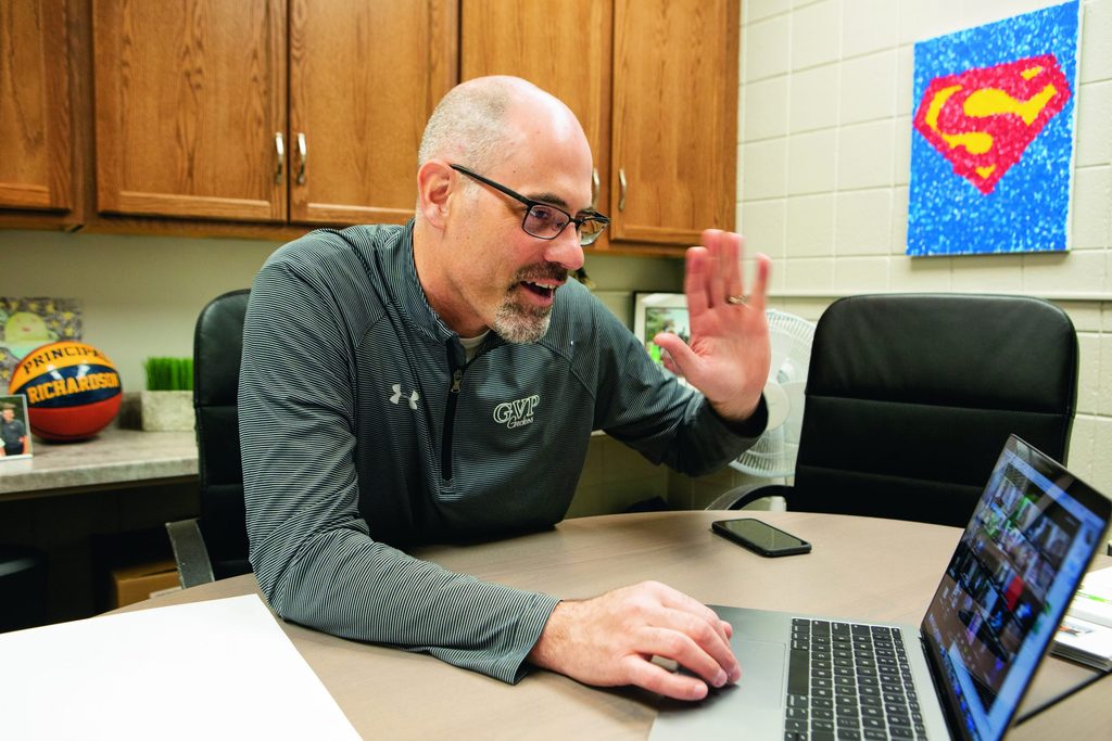 One Day Apprentice: Sam Richardson ’98 – Voice – Carleton College